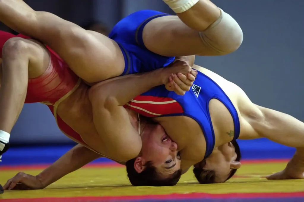 Lotta greco-romana: storia e regole del combattimento - Pikasus ArteNews